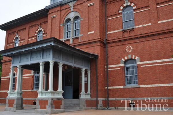 Traveling Into Modern History and Culture of Mokpo